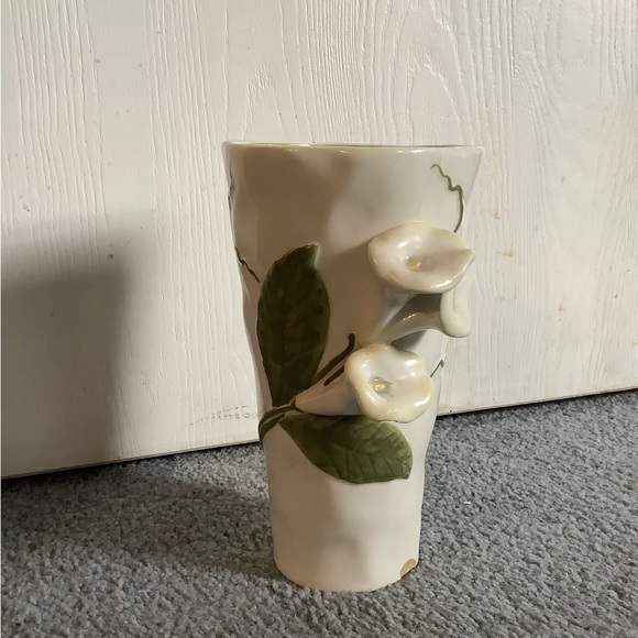 GANZ | Accents | Ganz White And Green Floral Vase | Poshmark